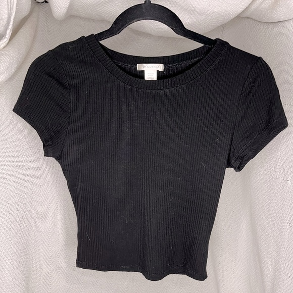 Bozzolo | Tops | Black Short Sleeve Crop | Poshmark